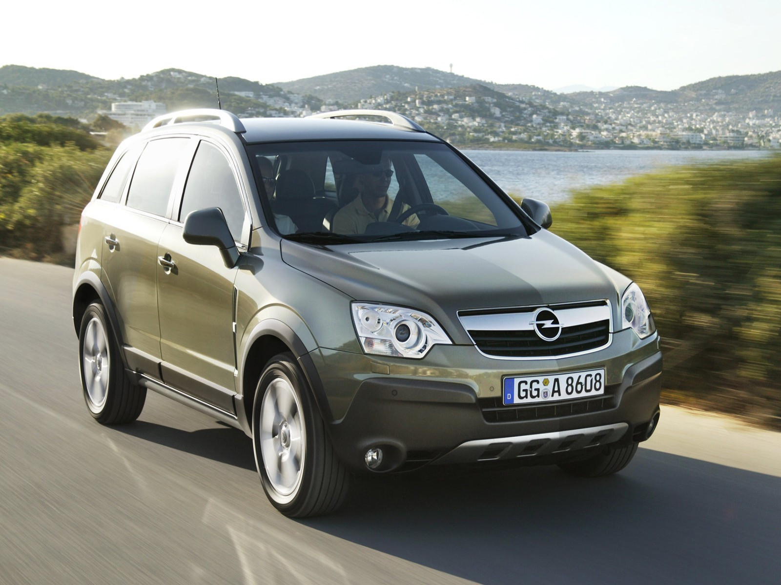 Opel Antara 2014 Review • What Is SUV?
